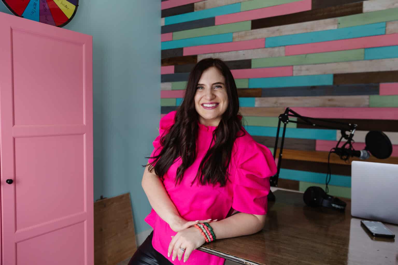 5 Adorable Ideas for How to Tell Your Students You Are Pregnant Educate ...